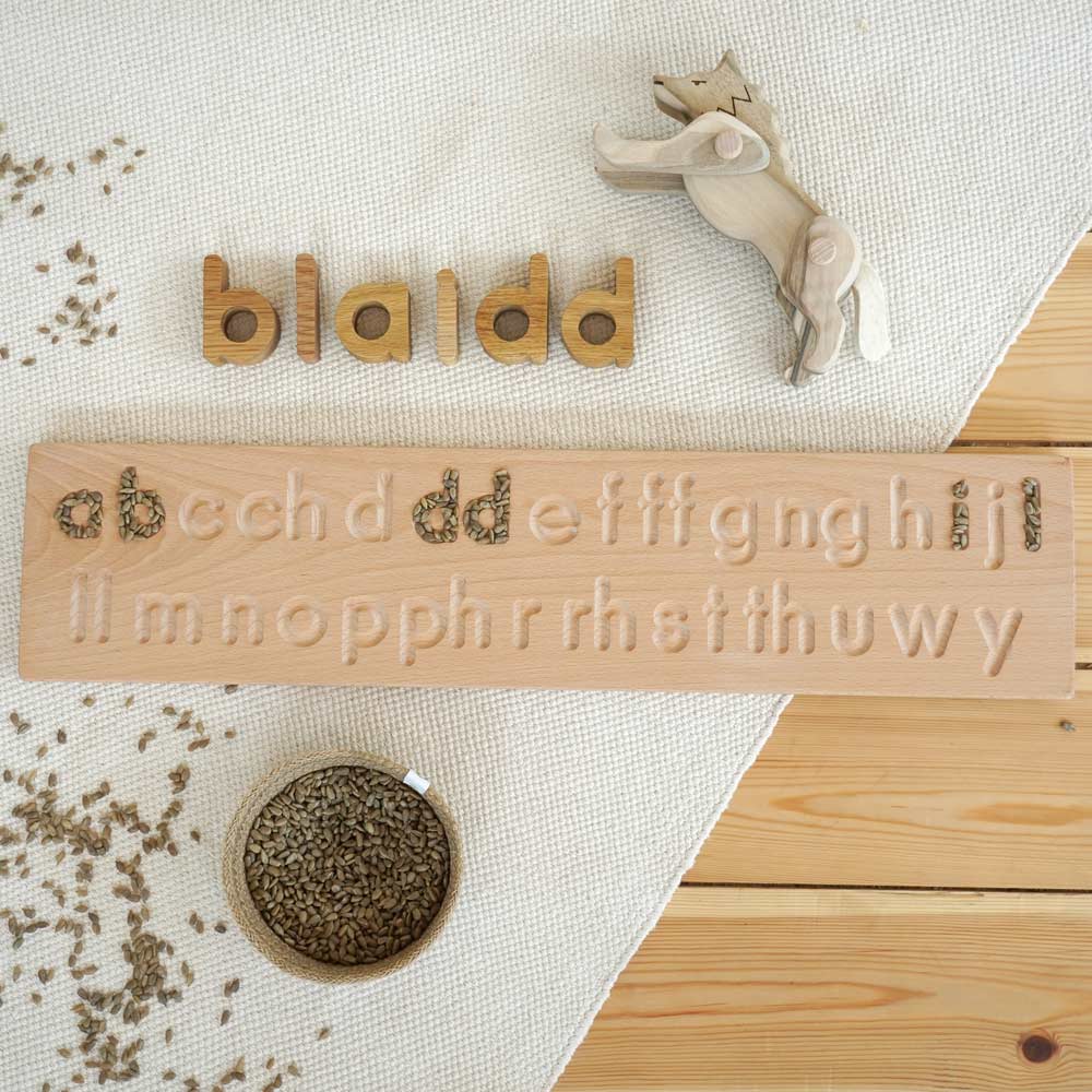 Coach House Welsh Alphabet Tracing Board – Babipur