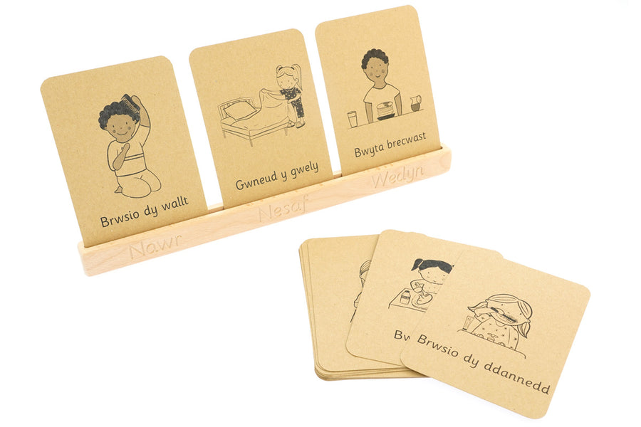 Coach House Daily Routine Flashcard Stand - Welsh – Babipur
