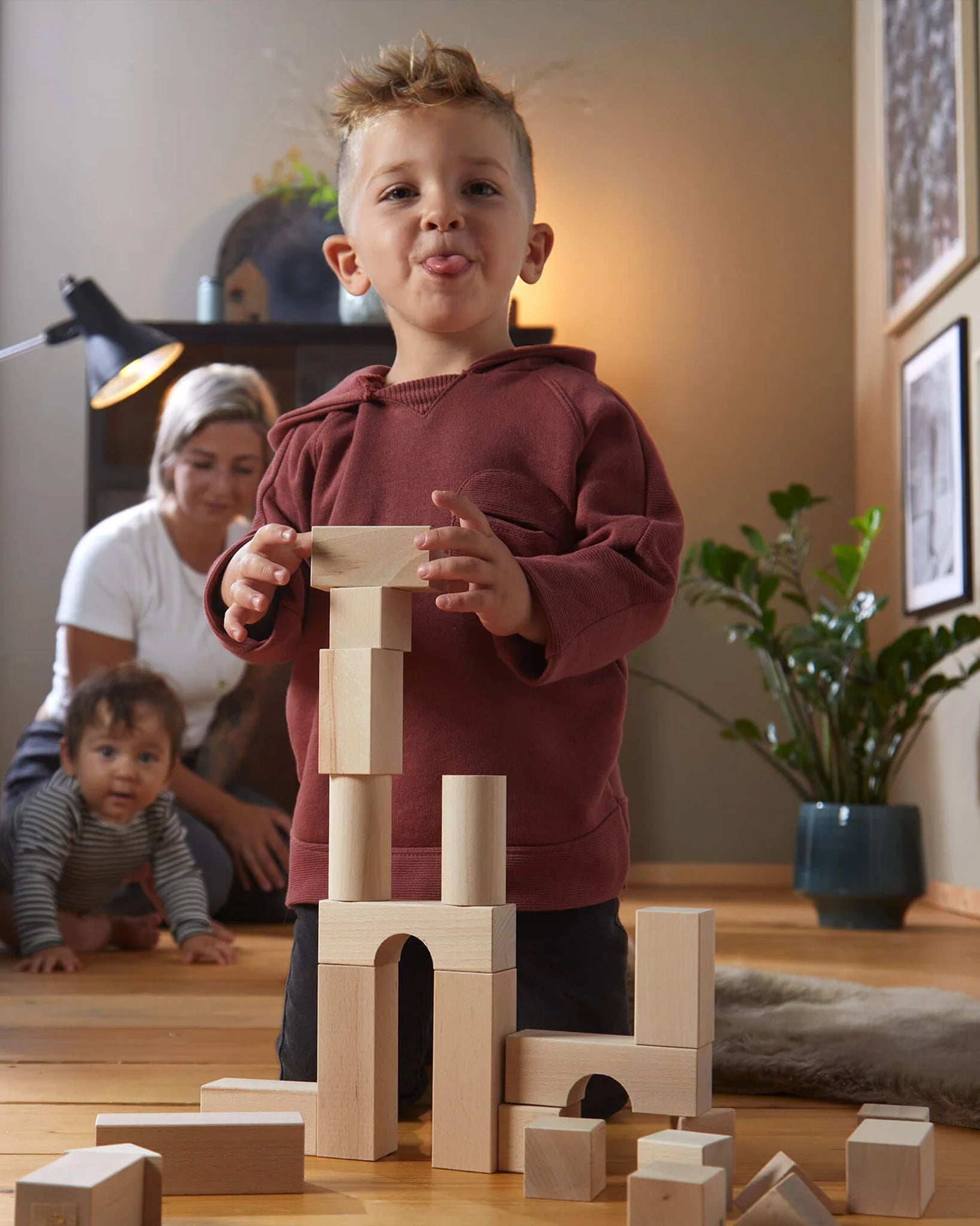 Large toy blocks store